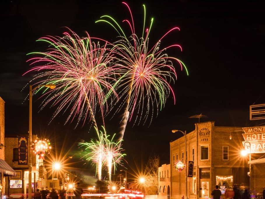 Traditional Outdoor Fireworks | RES Pyro